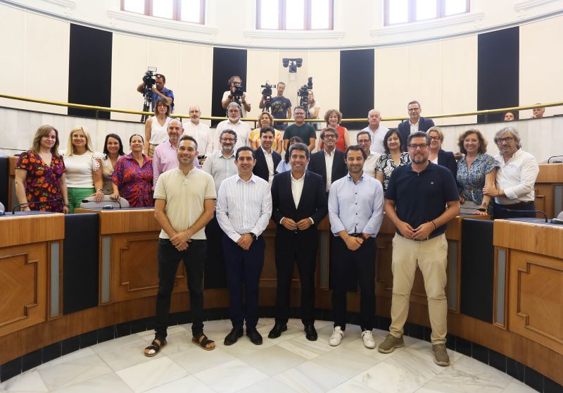 Carlos Mazón cierra su etapa en la Diputación con una inversión ...